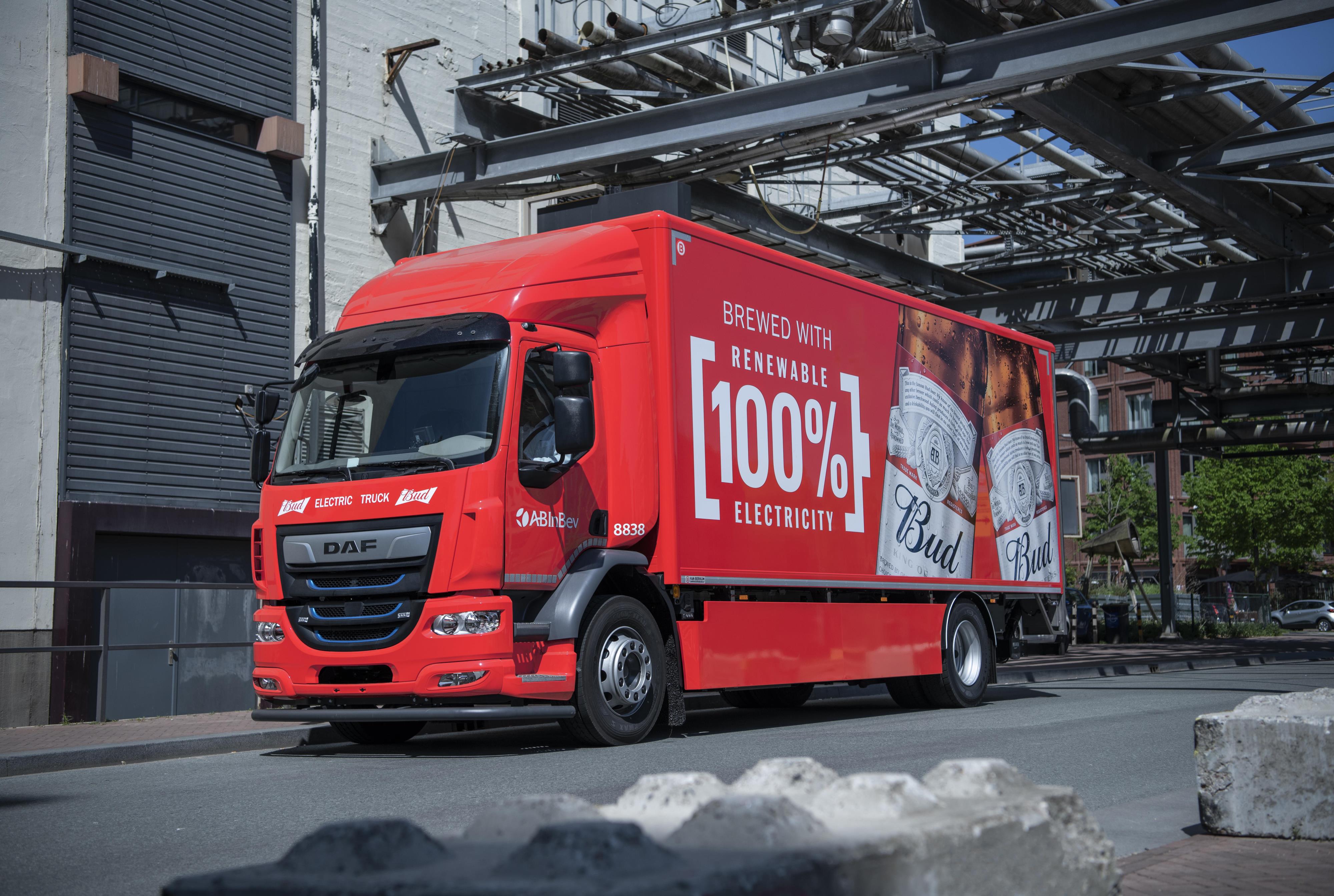 DAF startet Auslieferung des vollelektrischen LF Electric - DAF Trucks ...